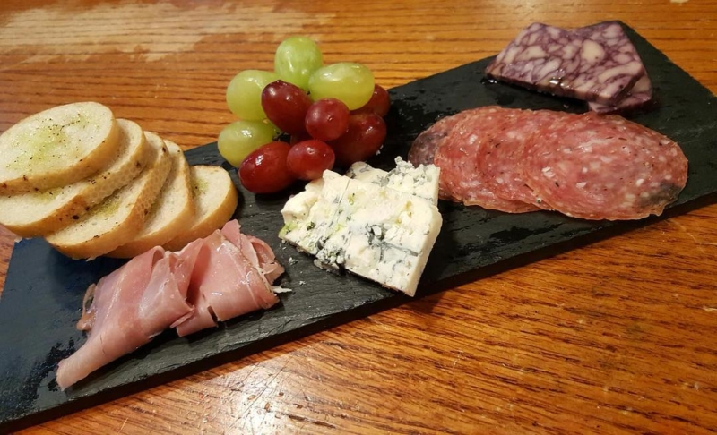 Menu – Powder Keg Pub